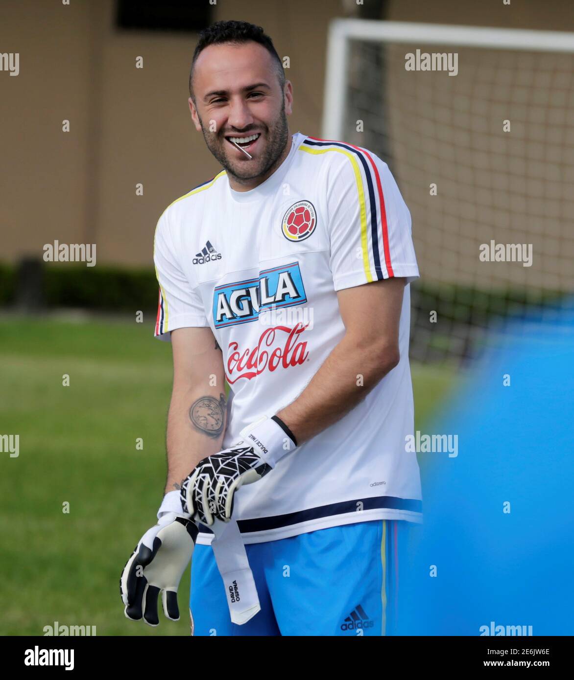 Soccer colombia v paraguay hi-res stock photography and images - Alamy