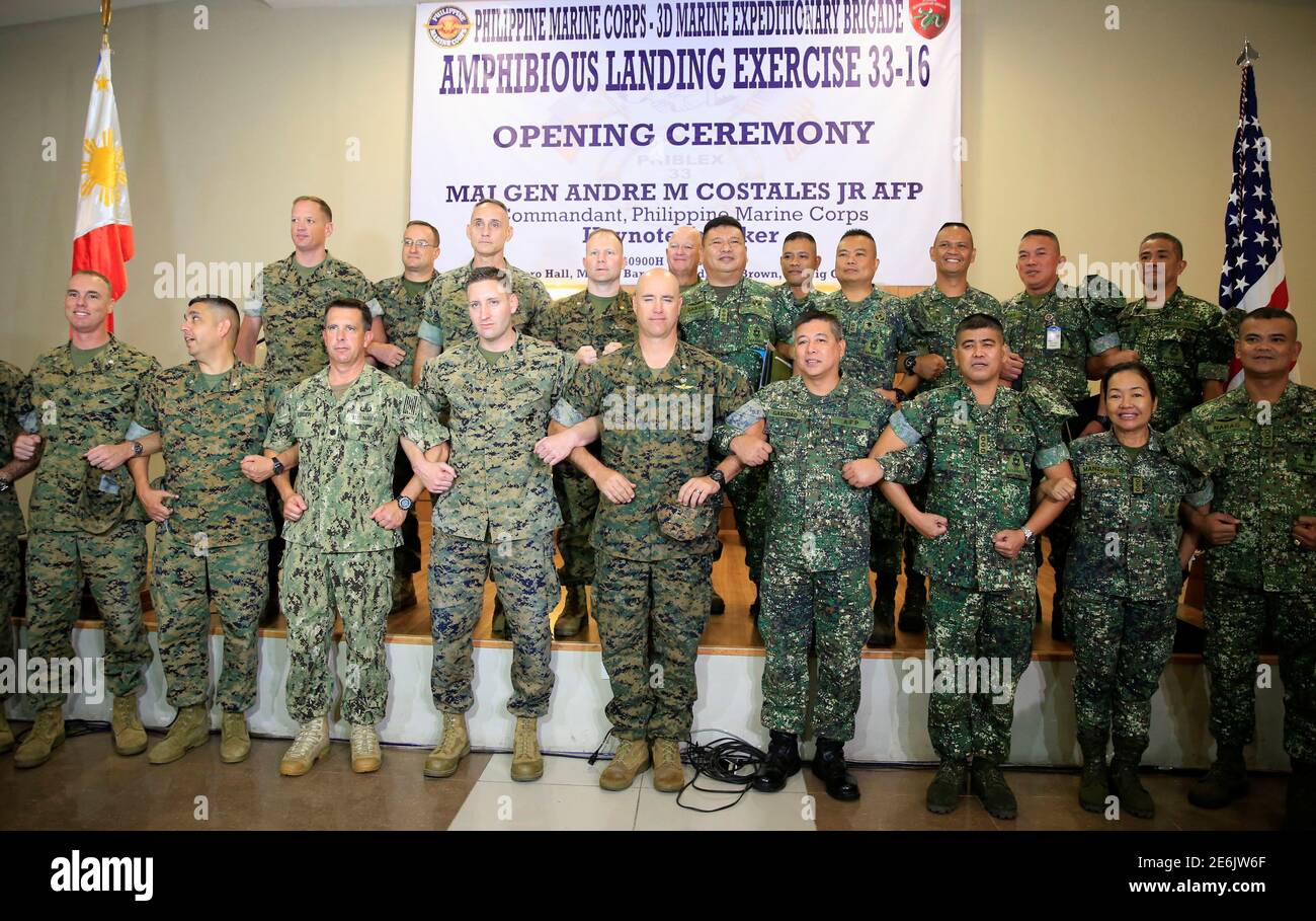 Marine corps personnel hi-res stock photography and images - Alamy