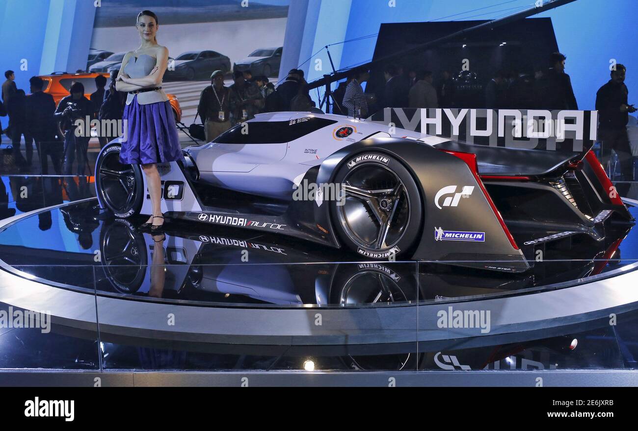Indian auto expo hi-res stock photography and images - Alamy