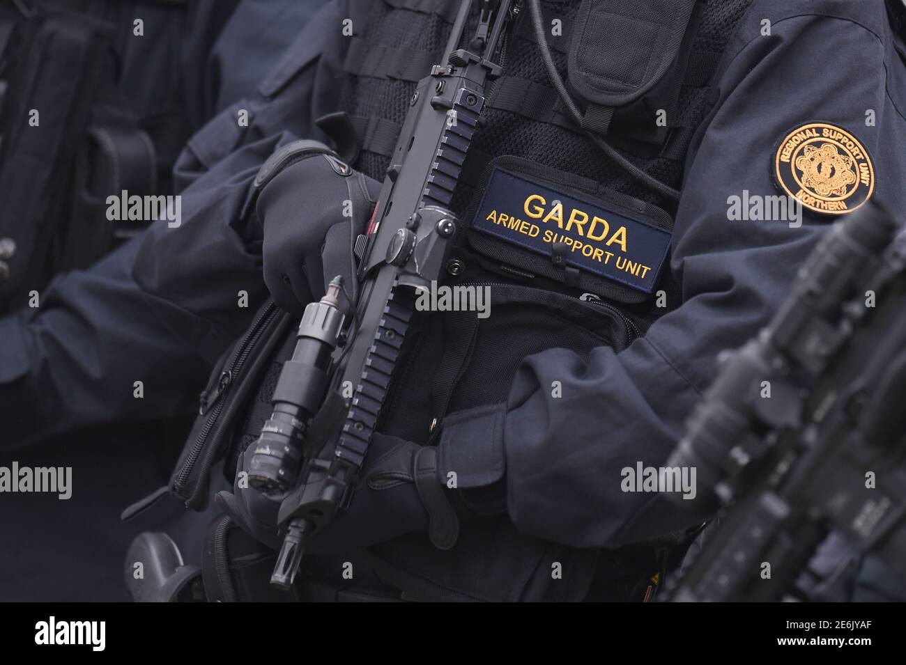 Garda emergency response unit hi-res stock photography and images - Alamy