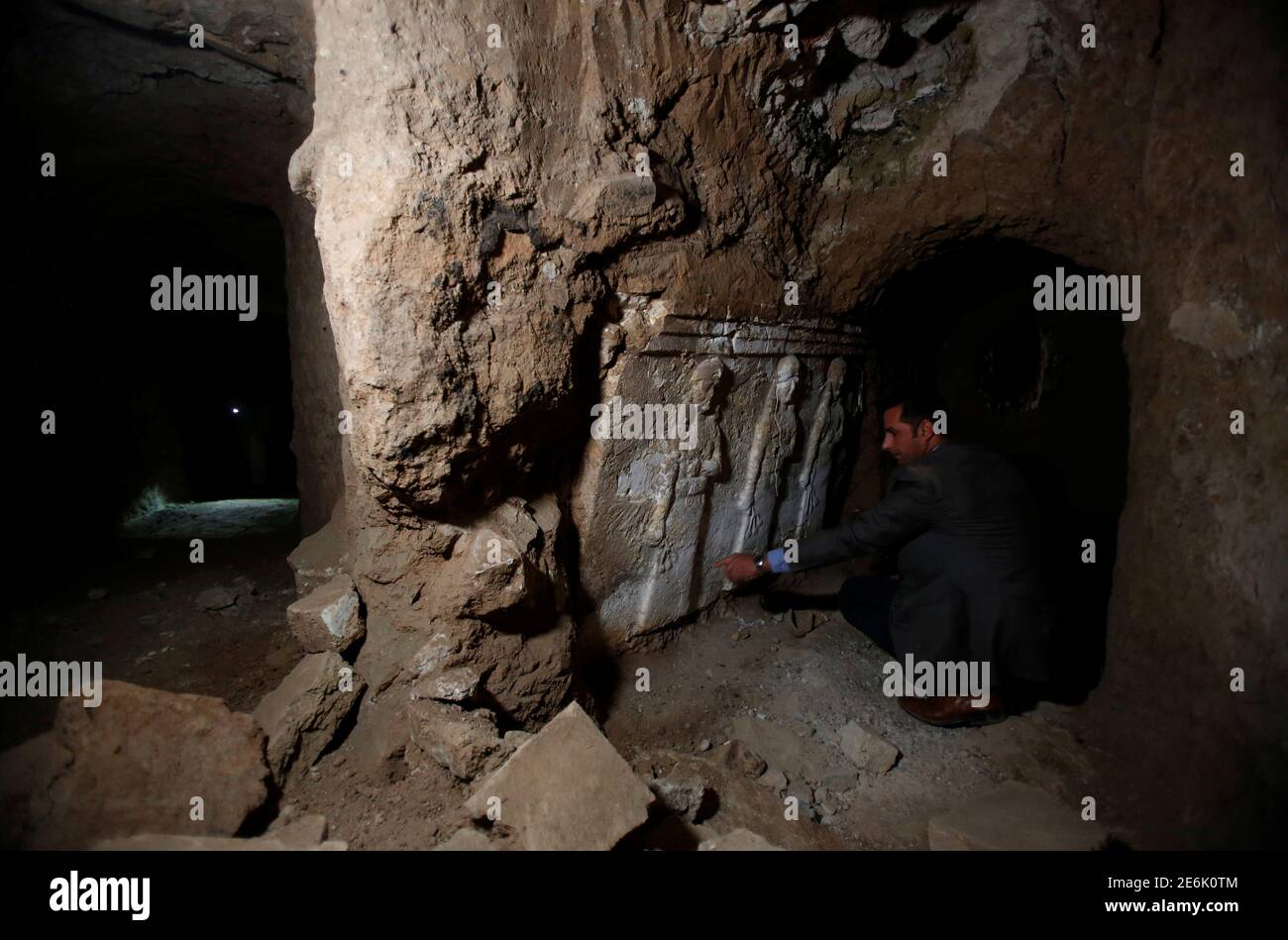 Nabi yunus mosque hi-res stock photography and images - Alamy