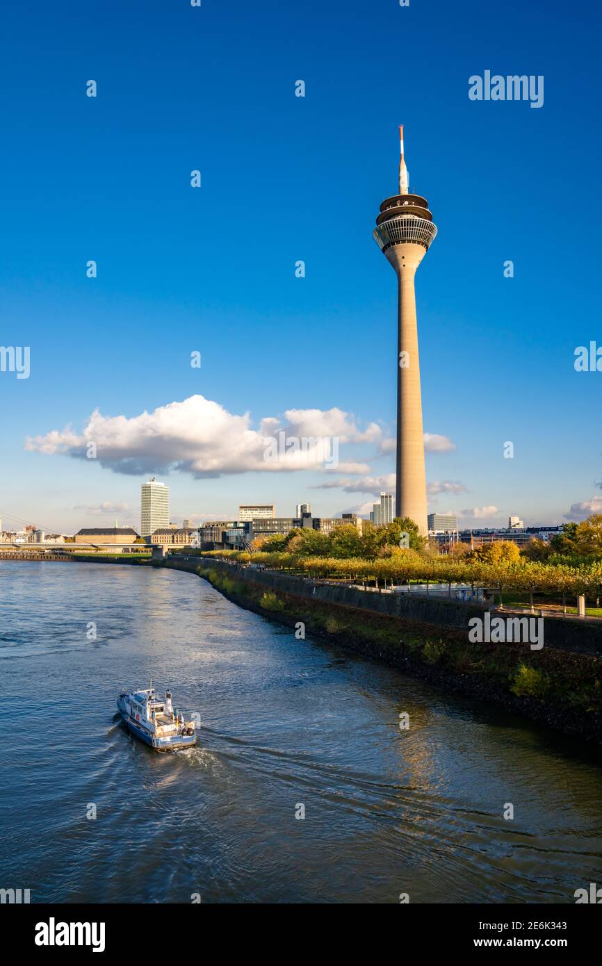 Rheinturm in Düsseldorf, Germany Stock Photo - Alamy