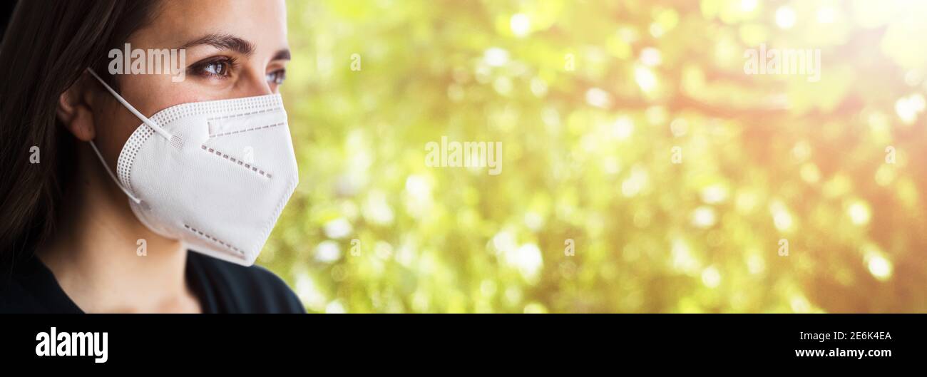 Breath Clean Air. Woman In Medical Face Mask Stock Photo - Alamy