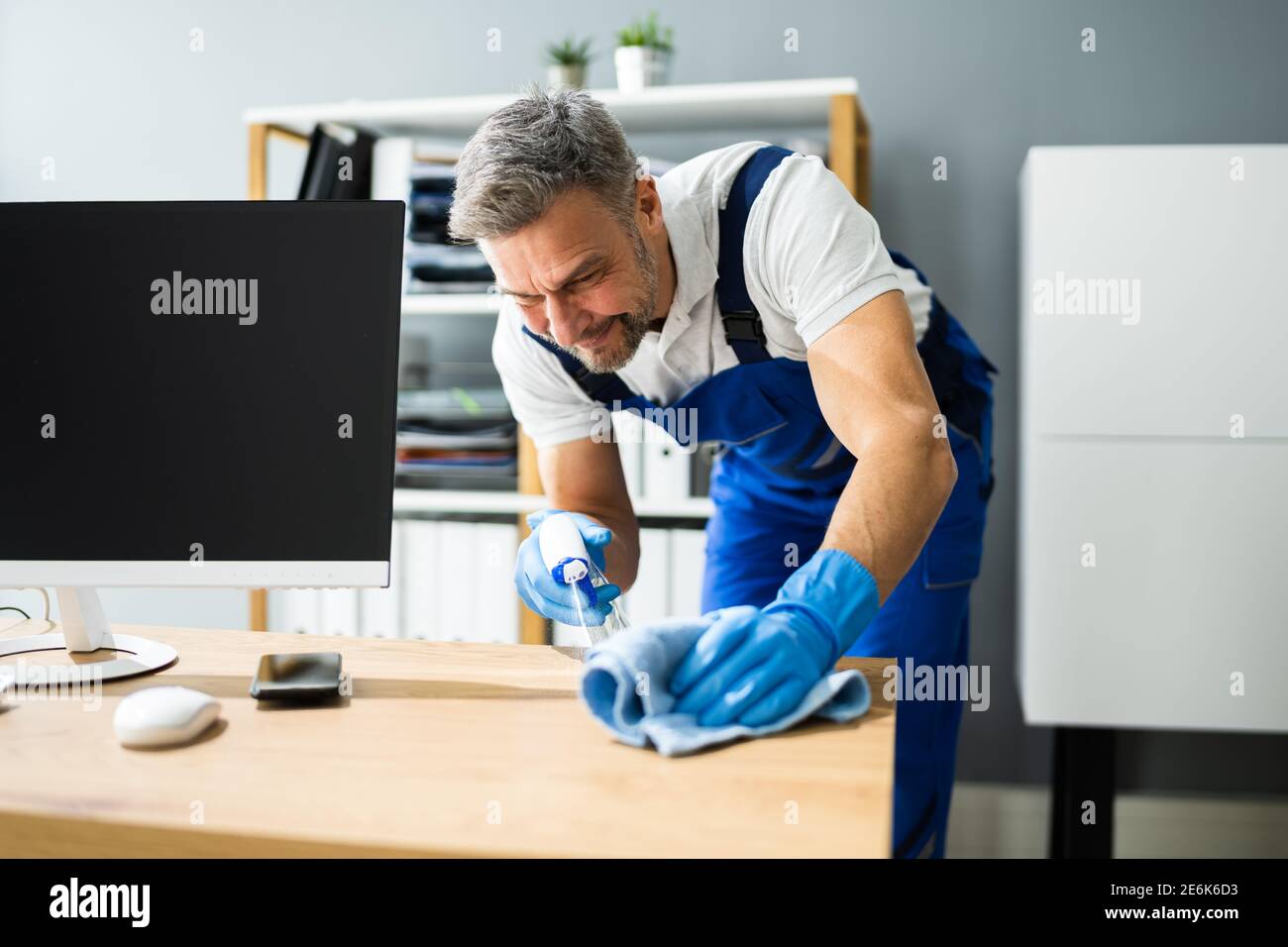 Clean Desk High Resolution Stock Photography and Images - Alamy