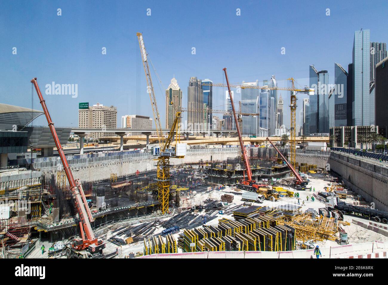 Construction site in Downtown Dubai, UAE Stock Photo - Alamy