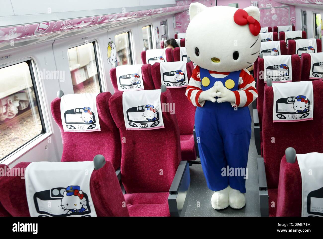 Taroko train hi-res stock photography and images - Alamy