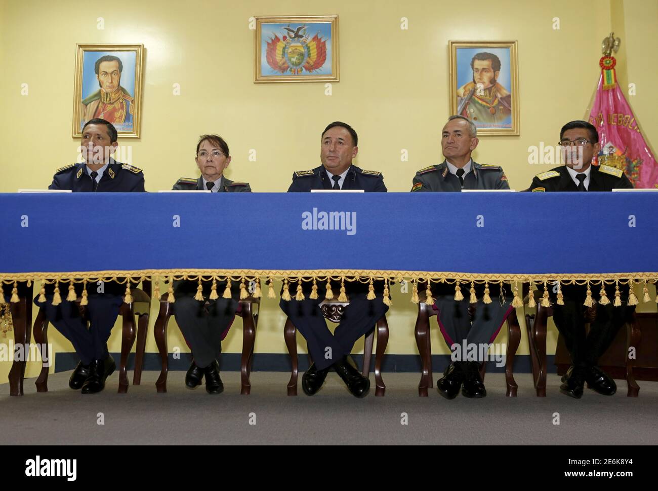 The new commander in chief armed forces army hi-res stock photography ...