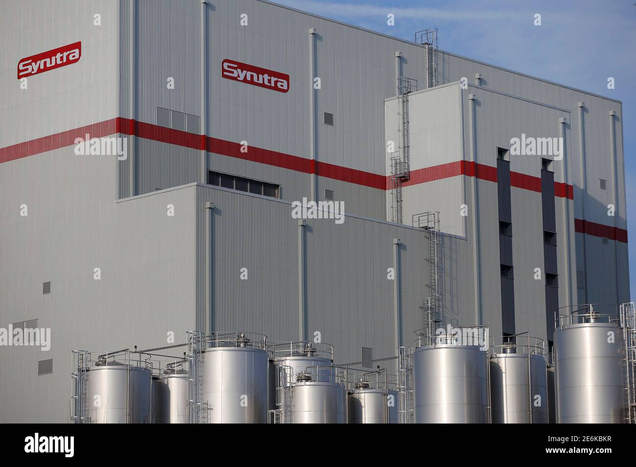 Chinese milk production hi-res stock photography and images - Alamy