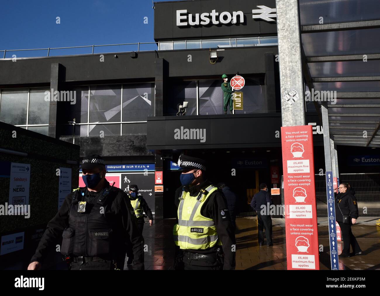 Hs2 euston roof hi-res stock photography and images - Alamy