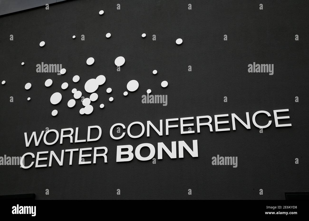 World conference centre hi-res stock photography and images - Alamy