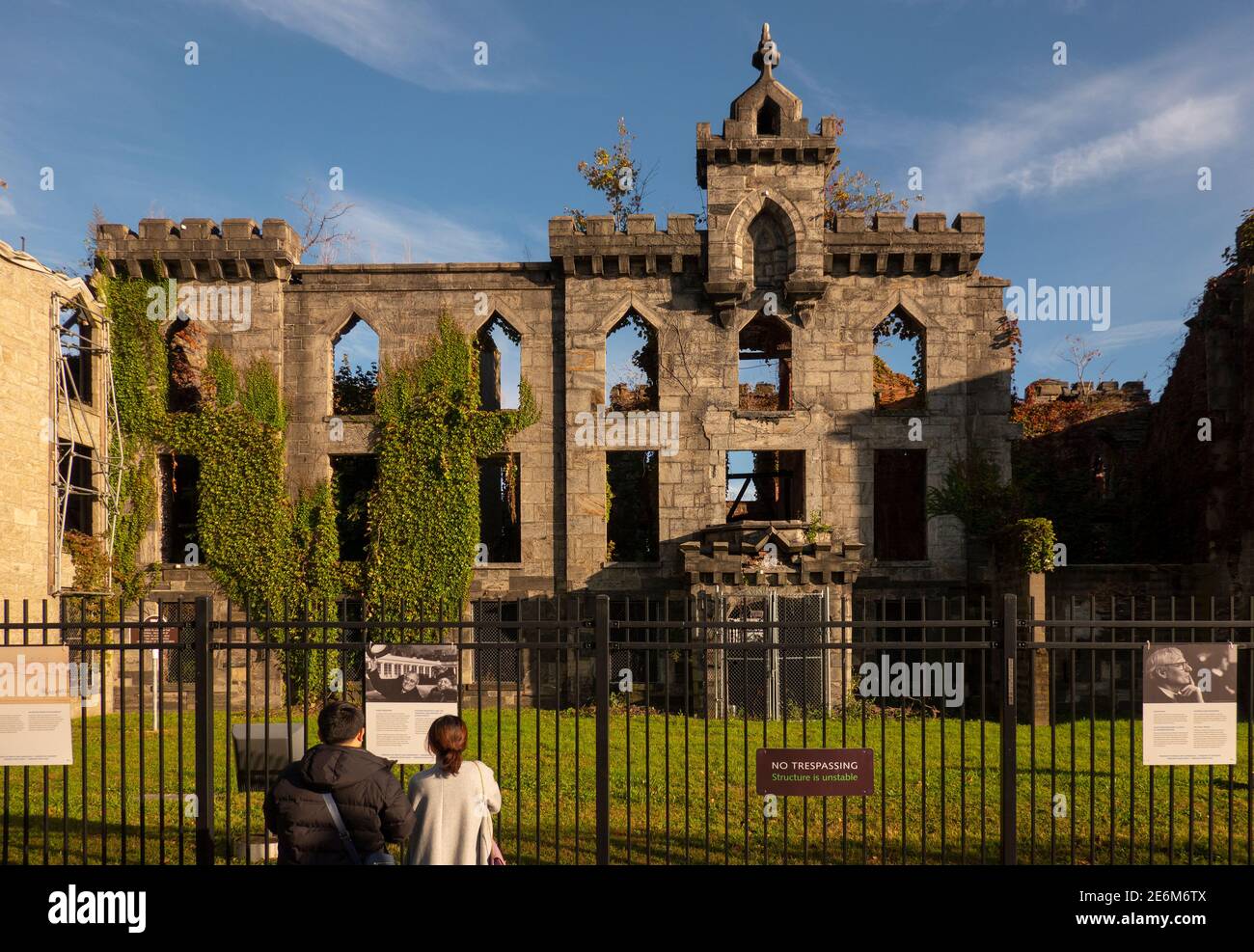 Roosevelt Island smallpox hospital ruins New York City Stock Photo - Alamy