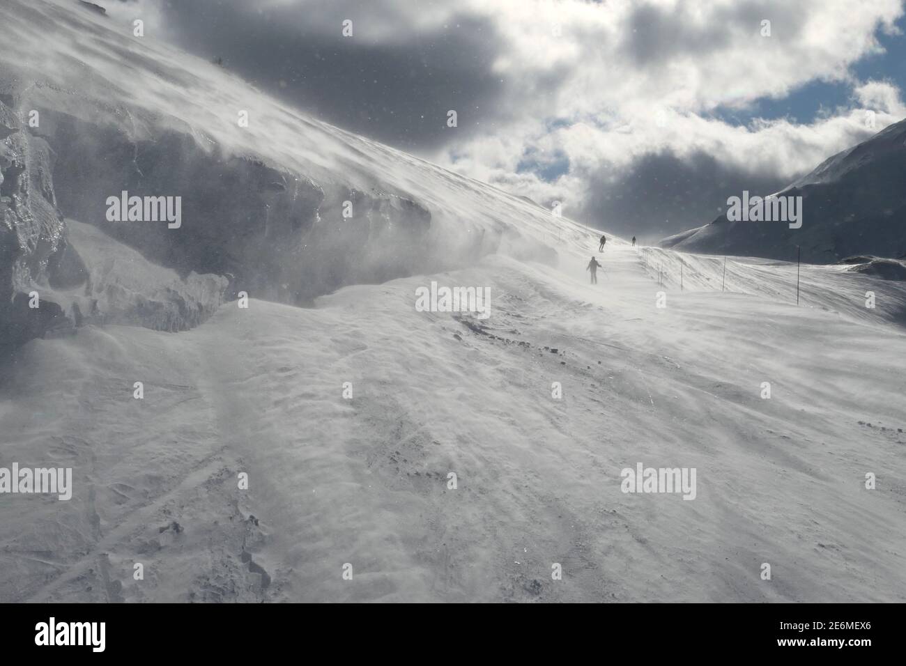 Blizzard run hi-res stock photography and images - Alamy