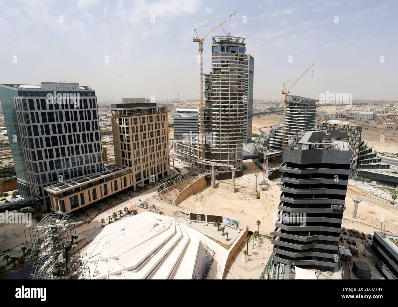 Financial district of riyadh hi-res stock photography and images - Alamy