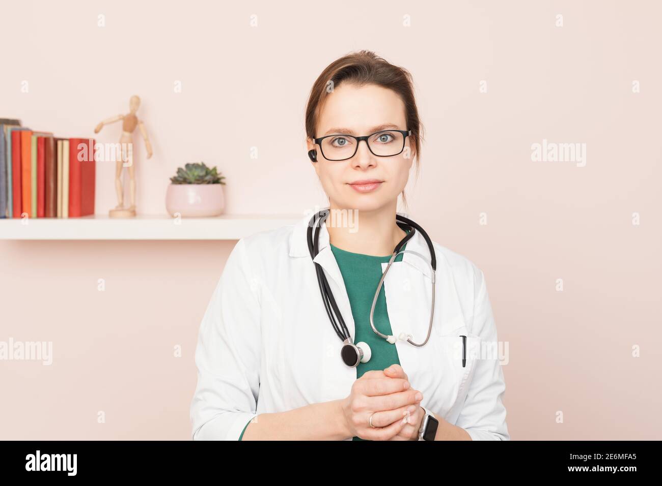 Remote medic hi-res stock photography and images - Alamy