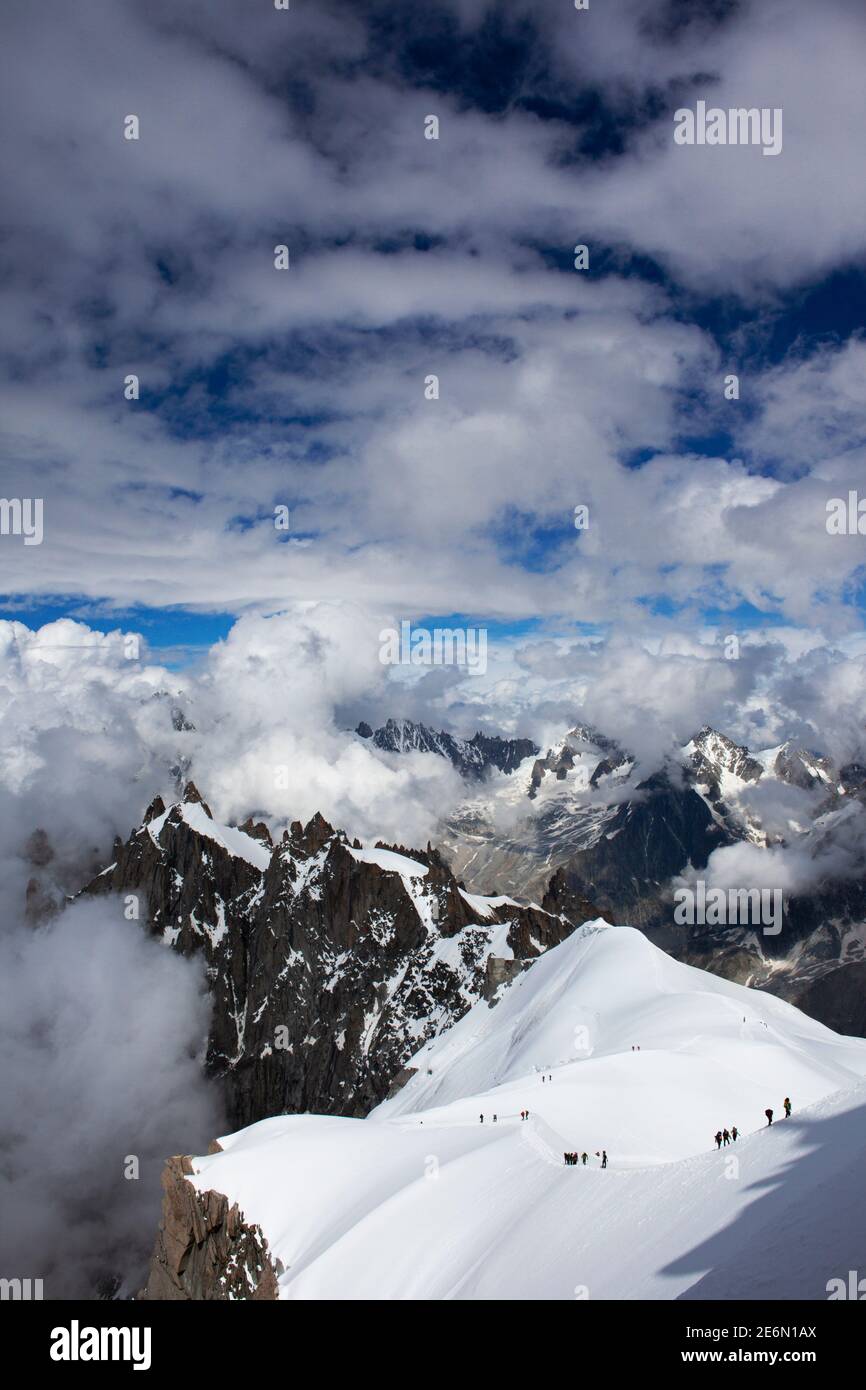 Unidentified climbers going to the Mont Blanc or Monte Bianco mountain ...