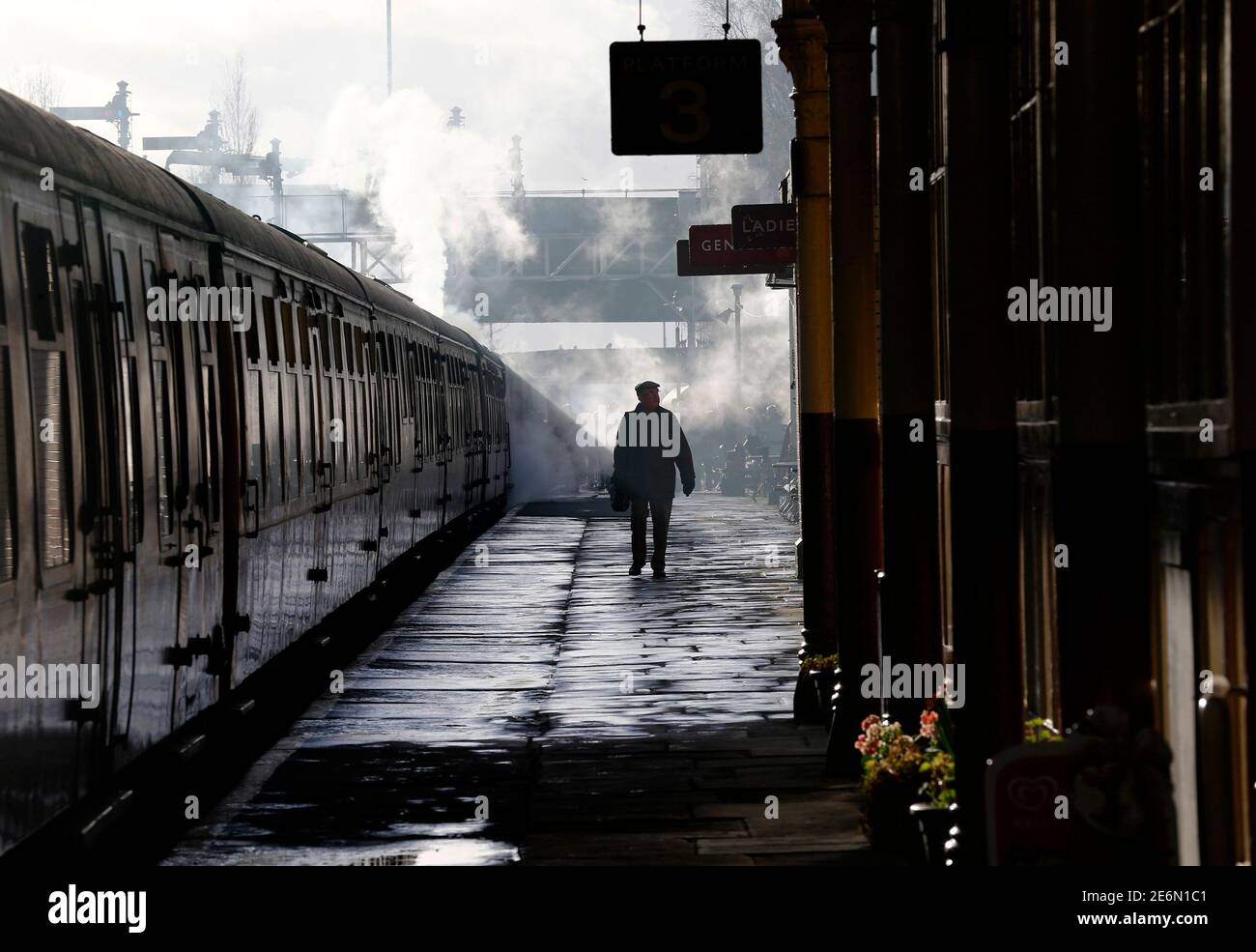 Worlds most famous steam locomotive hi-res stock photography and images ...