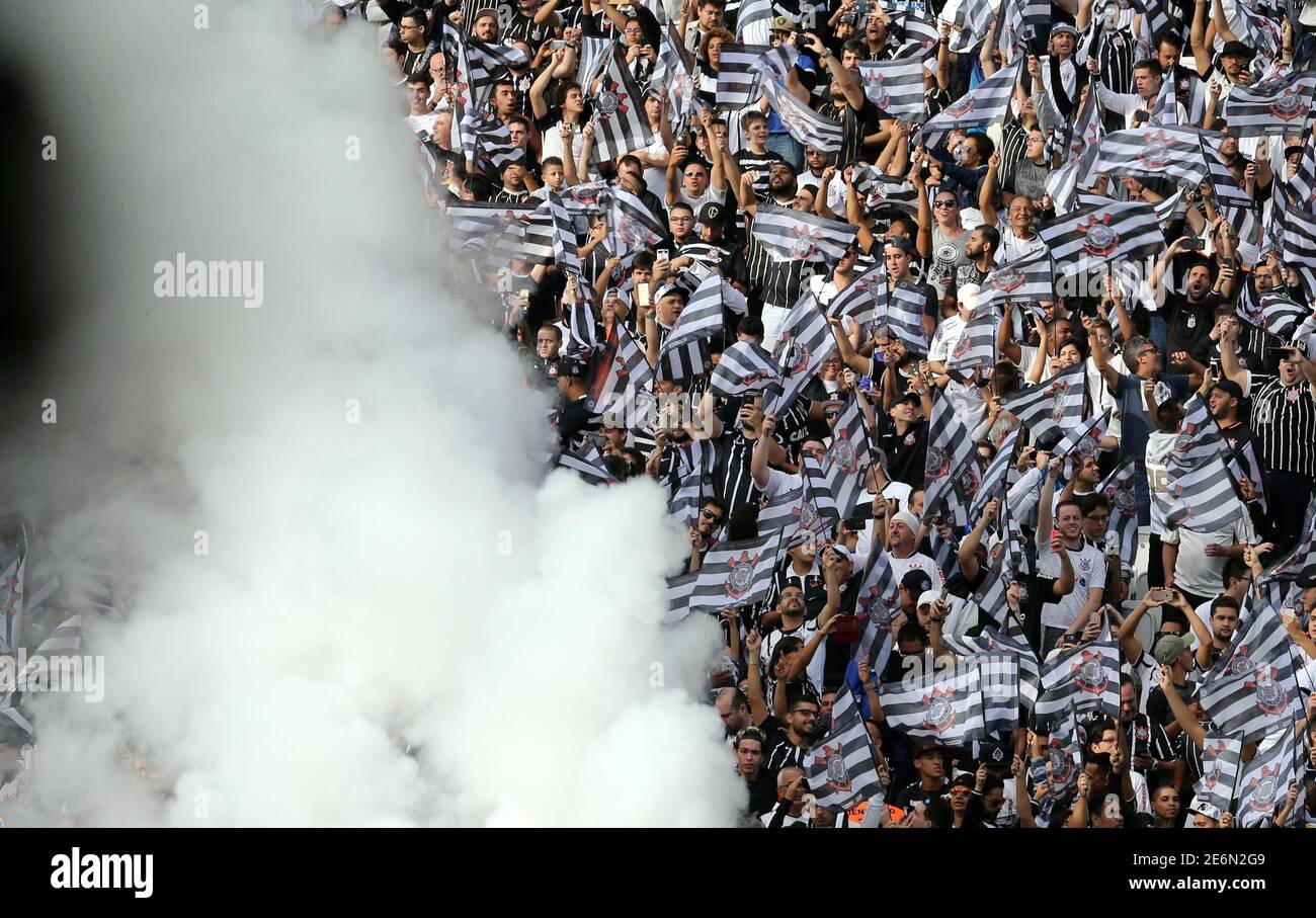 Corinthians’ football team fans hi-res stock photography and images - Alamy