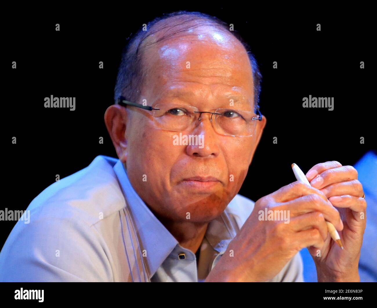 Delfin lorenzana philippines hi-res stock photography and images - Alamy