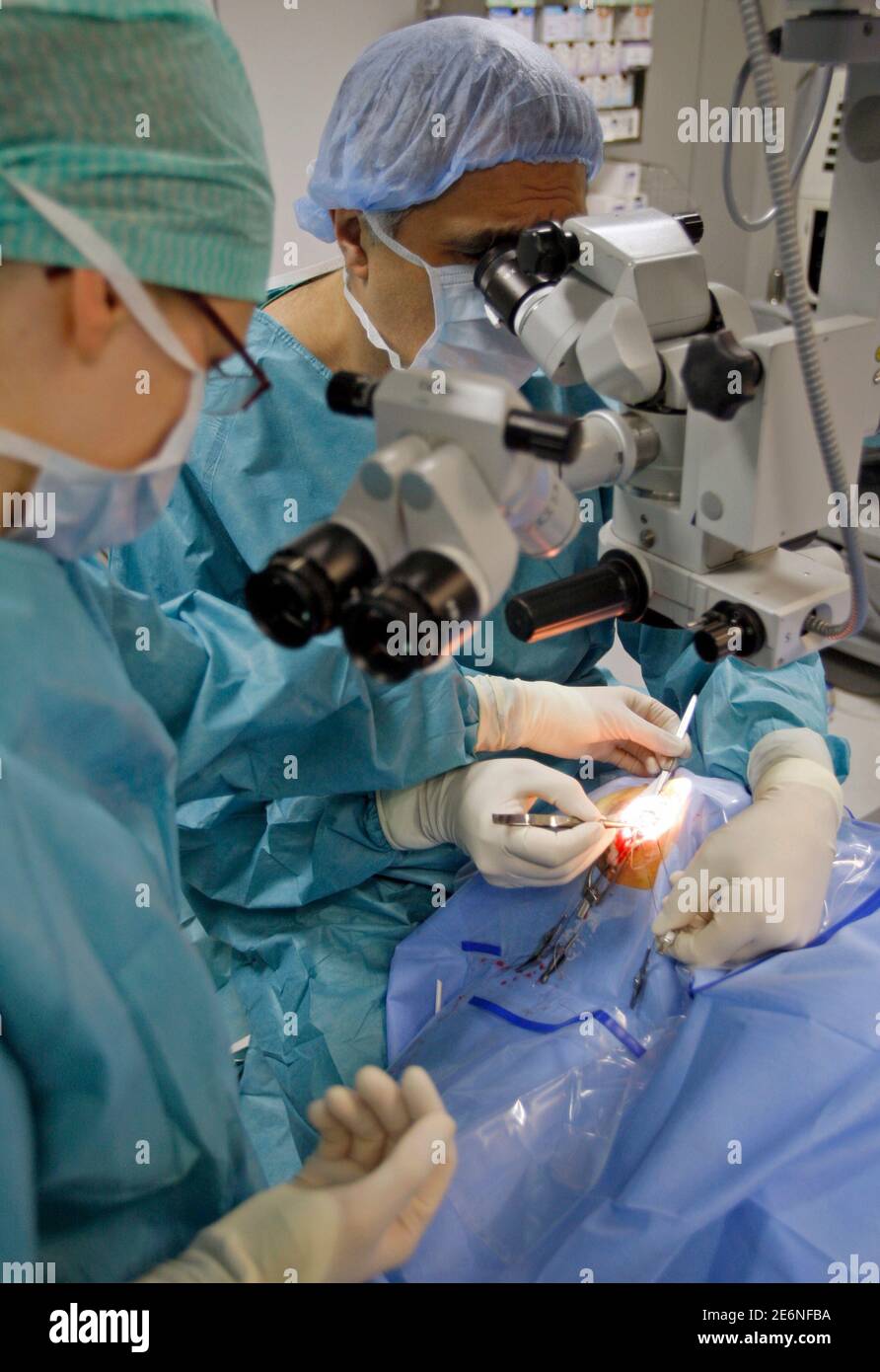 Retinal detachment surgery hi-res stock photography and images - Alamy