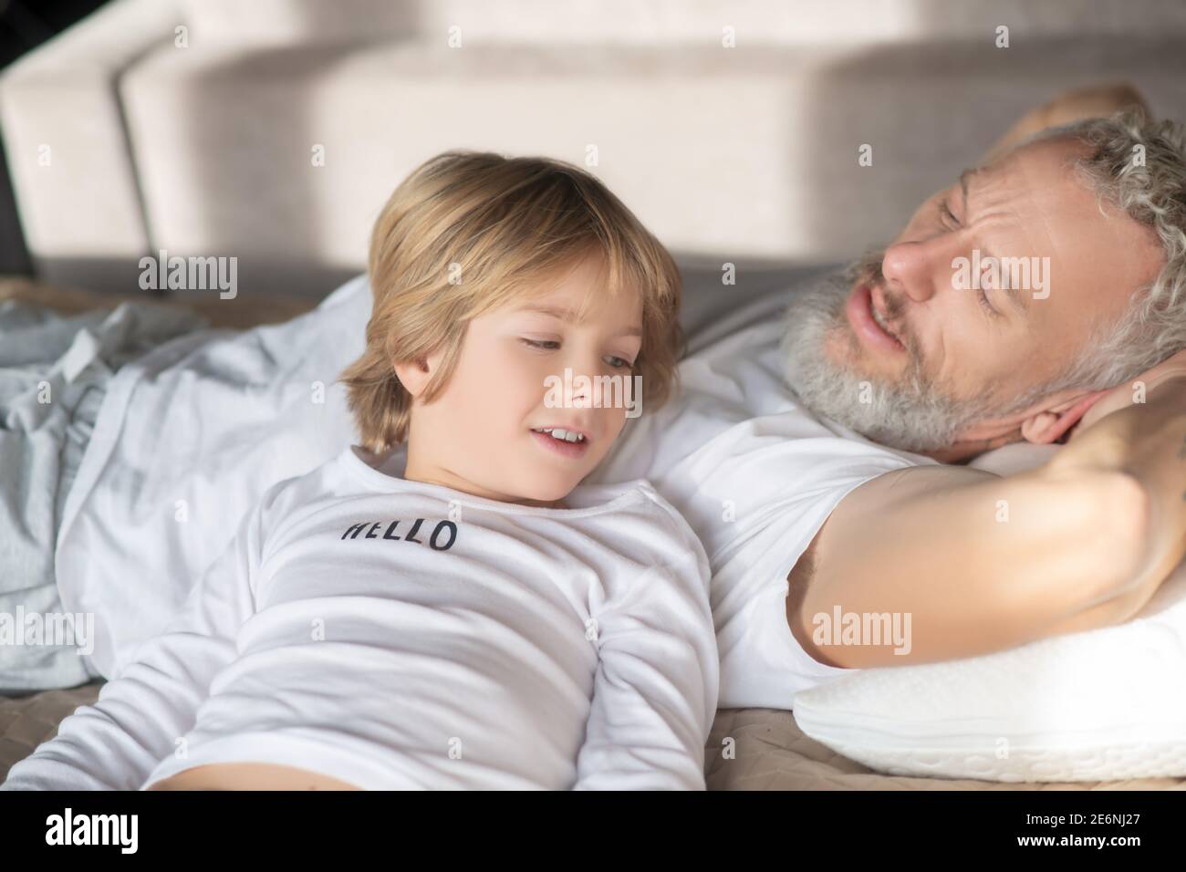 Kid serious conversation hi-res stock photography and images - Alamy