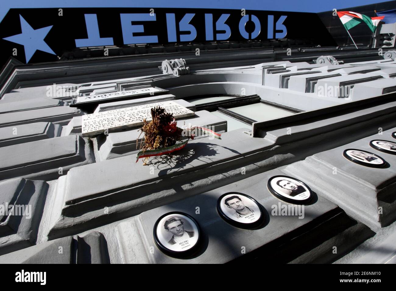 Arrow cross party hungary hi-res stock photography and images - Alamy