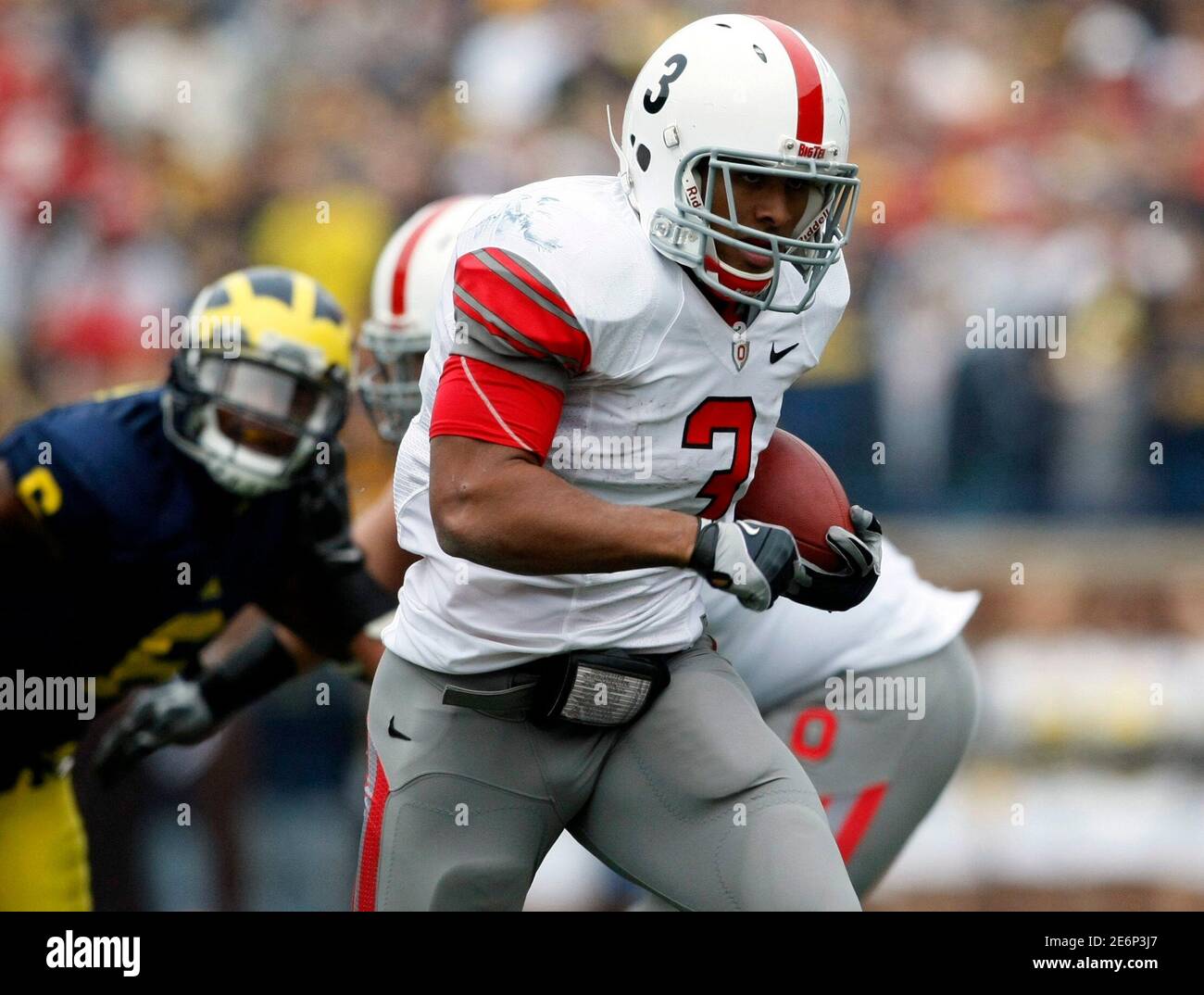 Football sport hi-res stock photography and images - Alamy