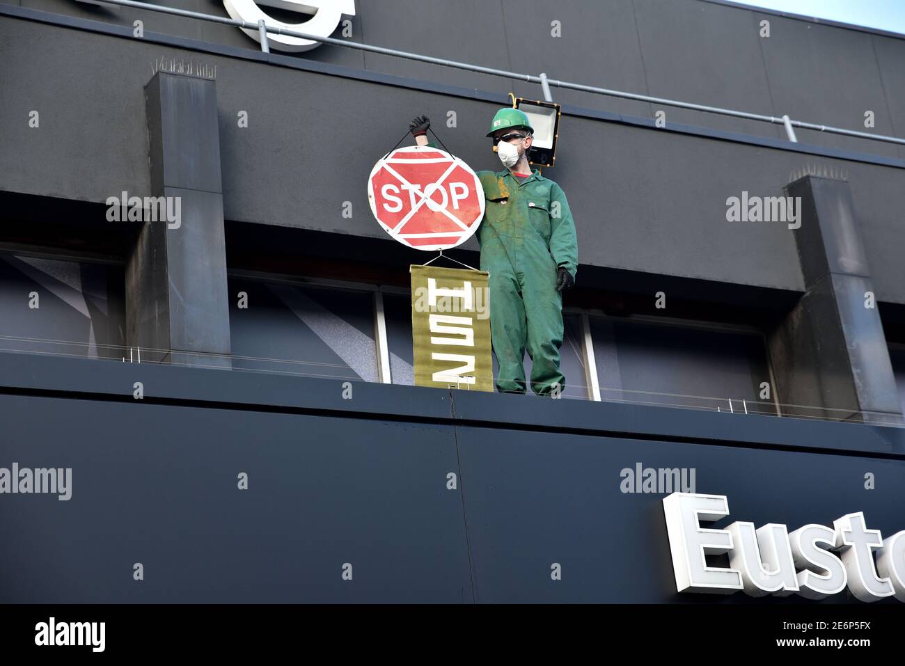 Hs2 euston roof hi-res stock photography and images - Alamy