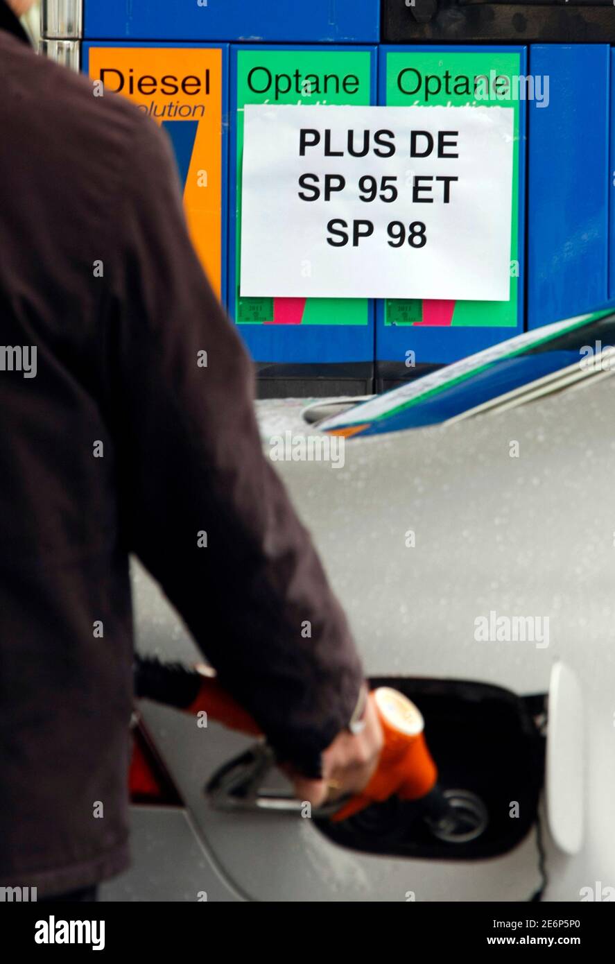 Car energy supply petrol station petrol station hi-res stock ...