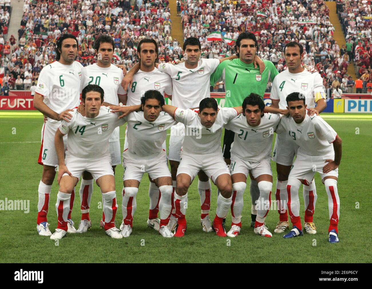 Iran players hi-res stock photography and images - Alamy