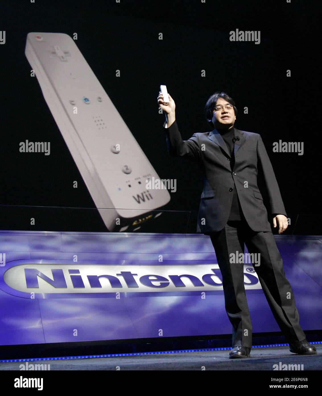 Wii Remote High Resolution Stock Photography and Images - Alamy