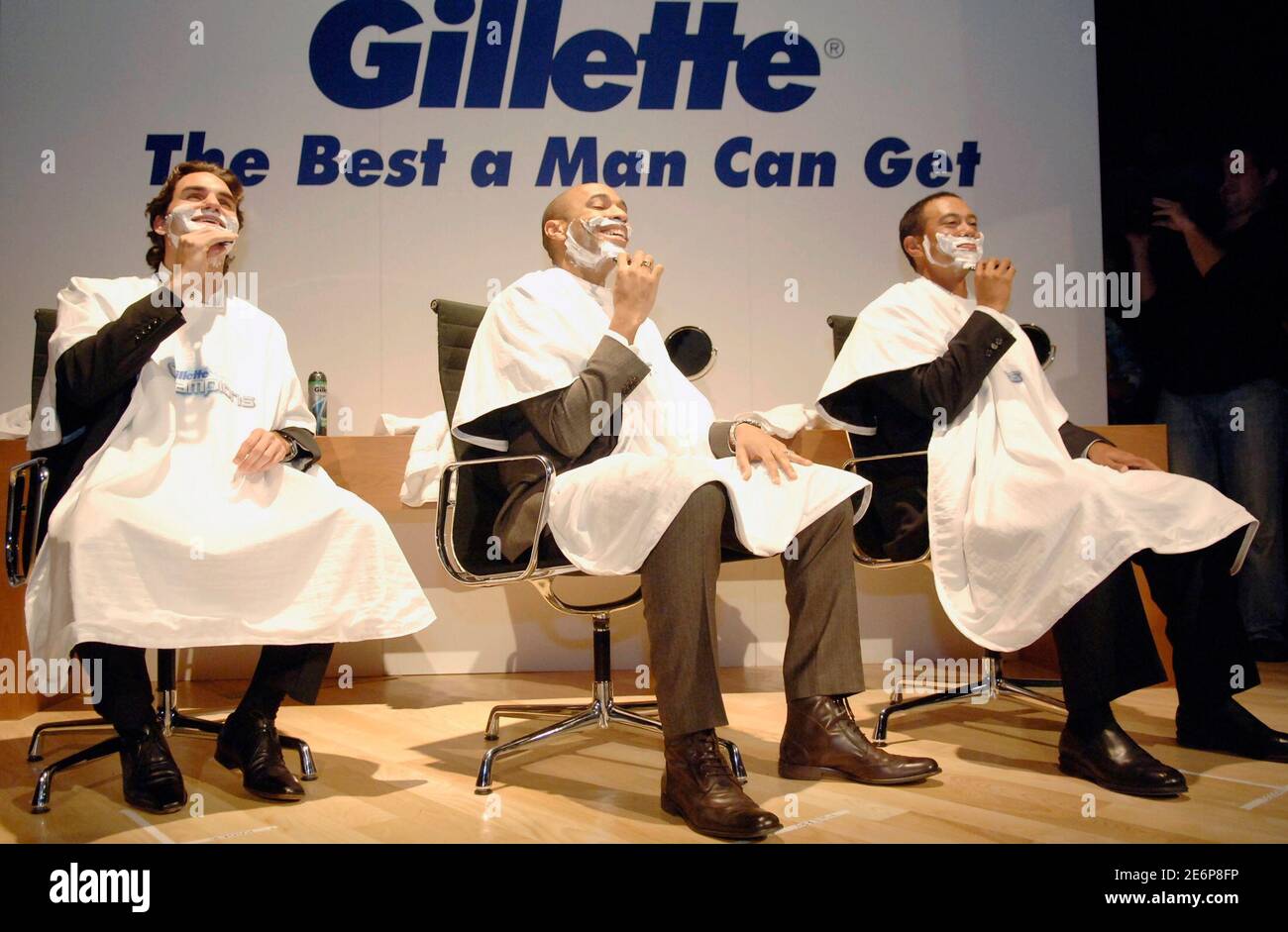 Gillette foam hi-res stock photography and images - Alamy