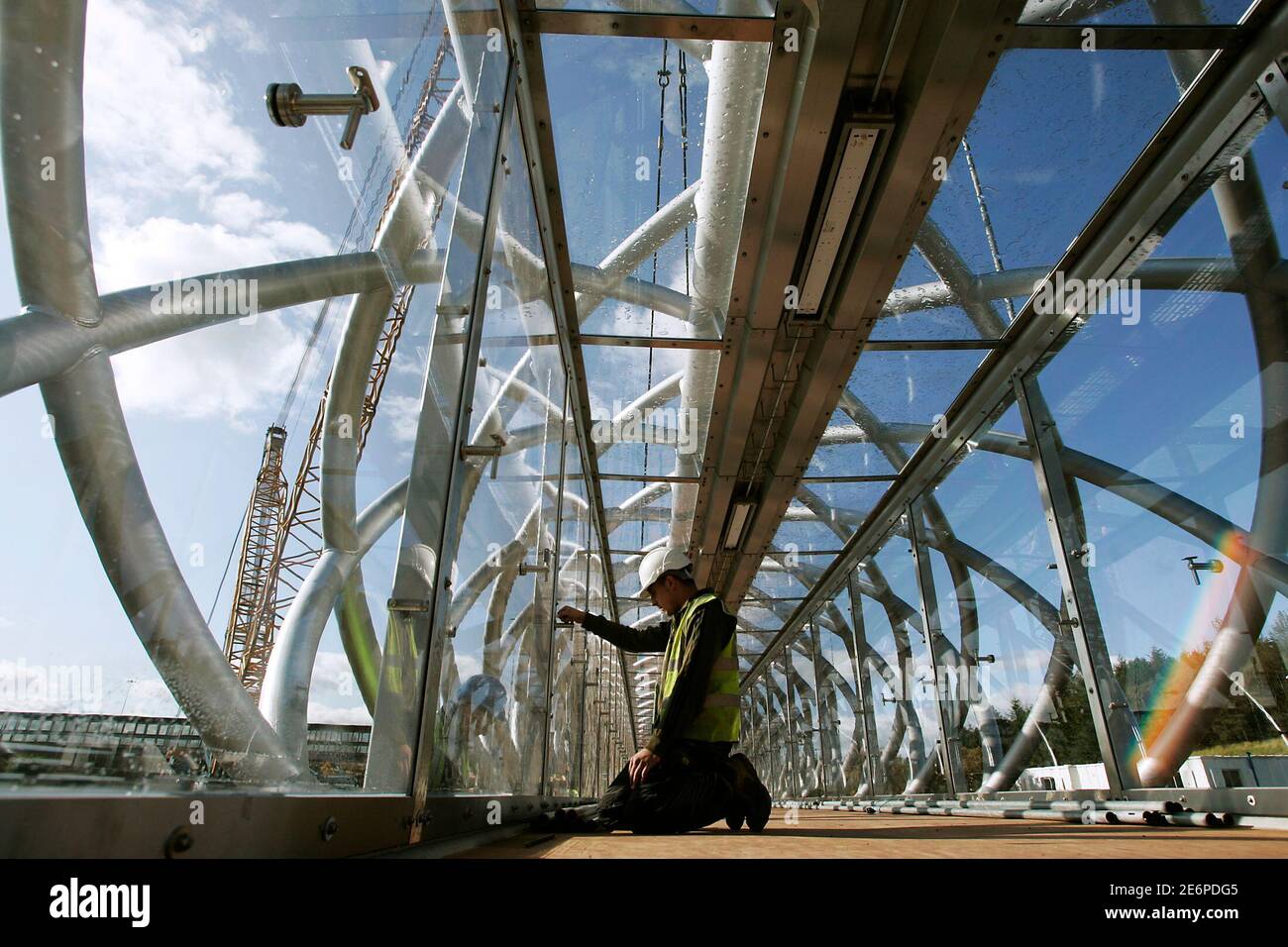 Busiest bridge in the world hi-res stock photography and images - Alamy