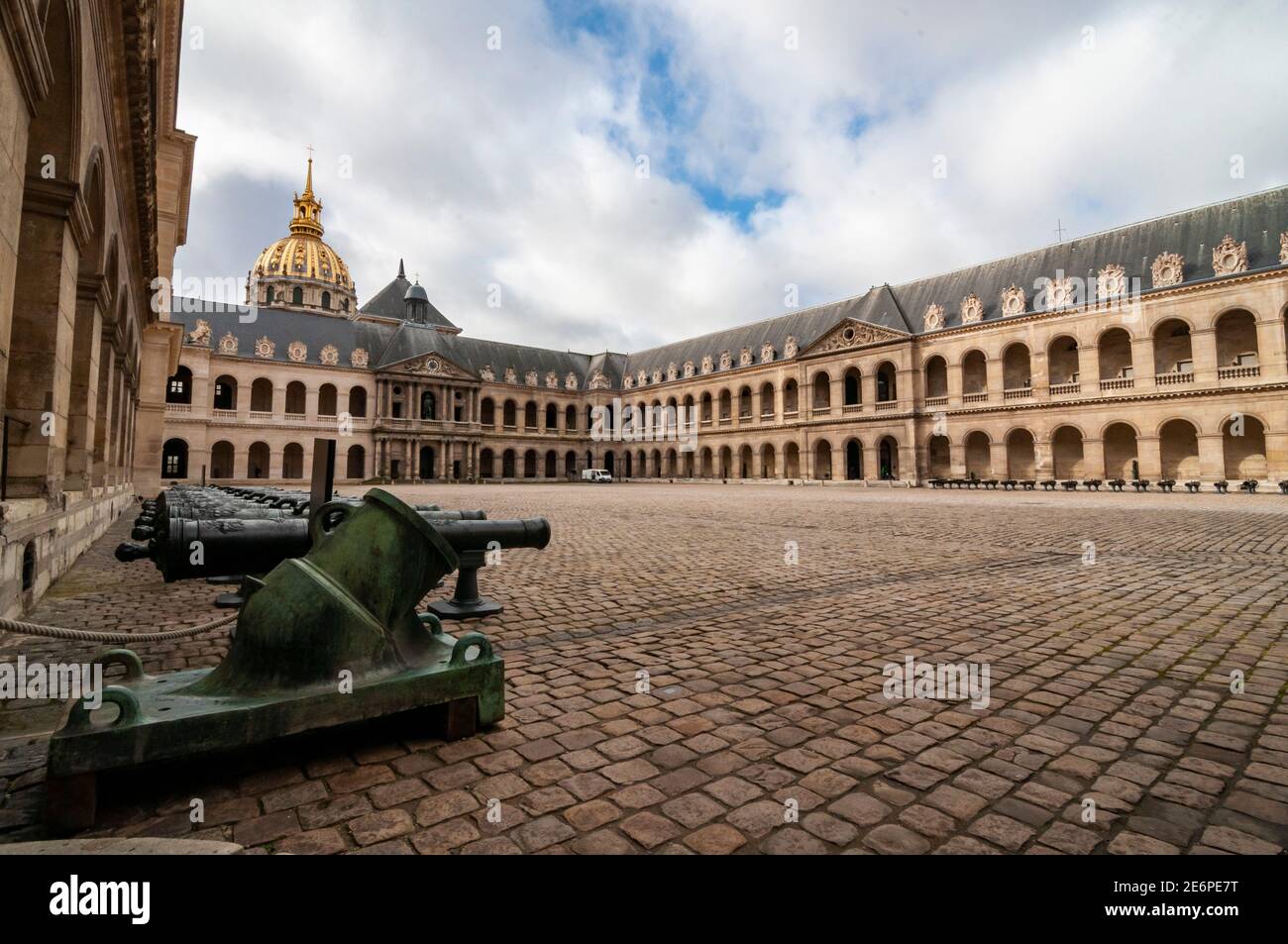 Front facade of Les Invalides museum (previously known as Hotel des ...