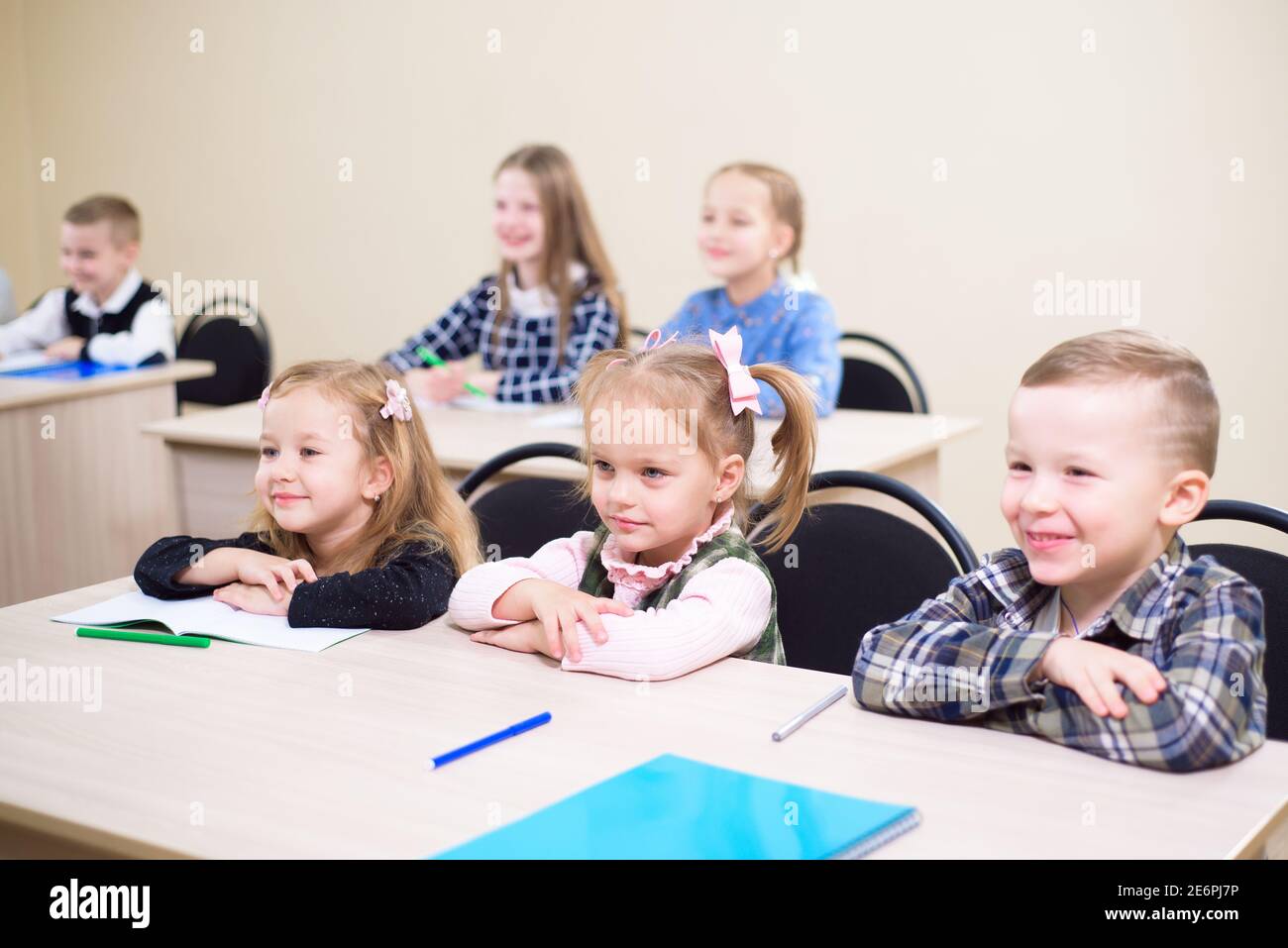 Schoolchildren in class multiracial hi-res stock photography and images ...