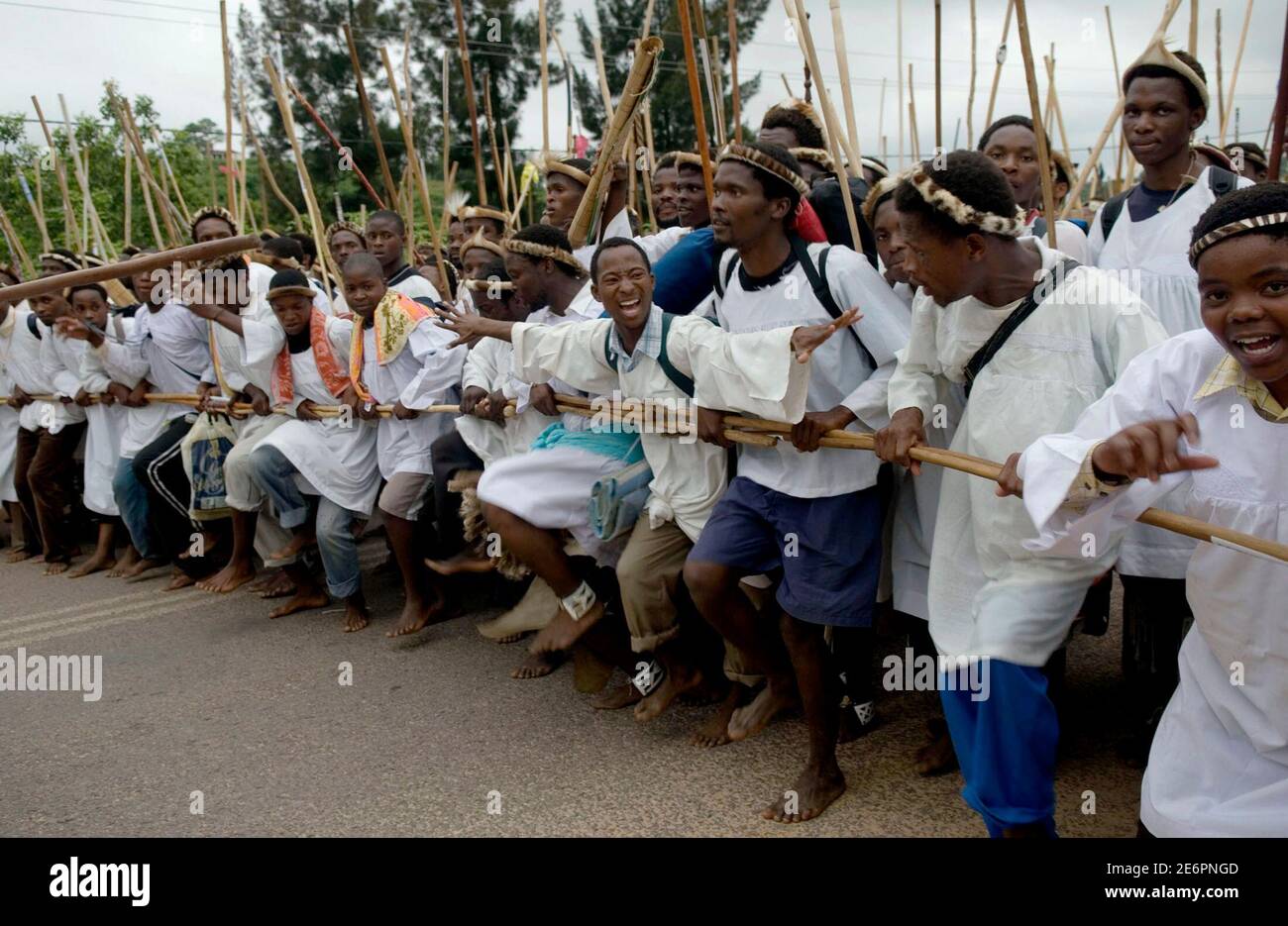 Shembe pilgrimage hi-res stock photography and images - Alamy