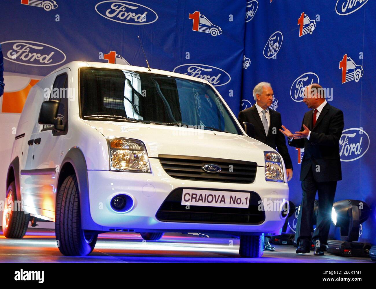 Transit van ford factory hi-res stock photography and images - Alamy