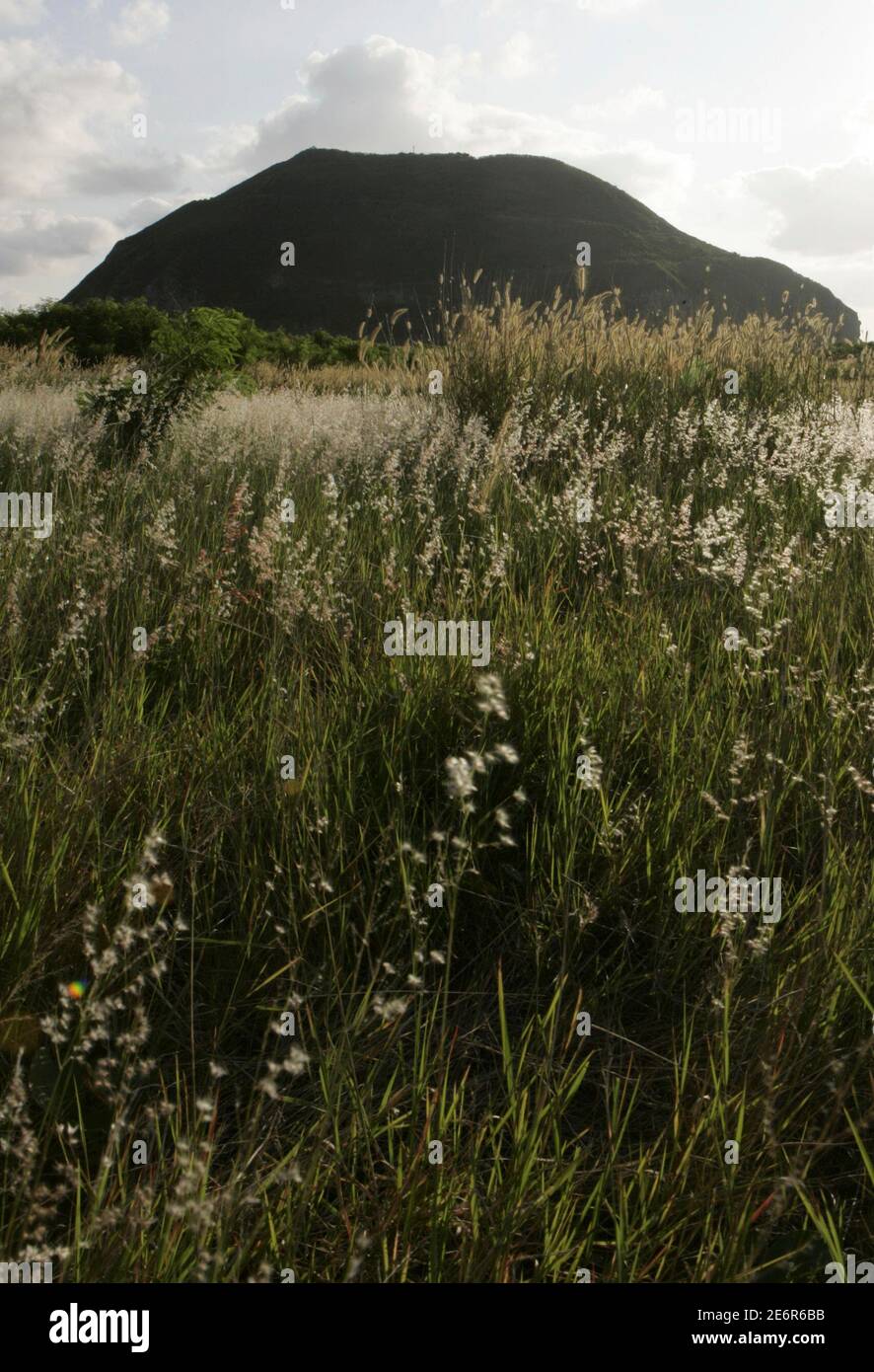 World war ii airfields hi-res stock photography and images - Alamy