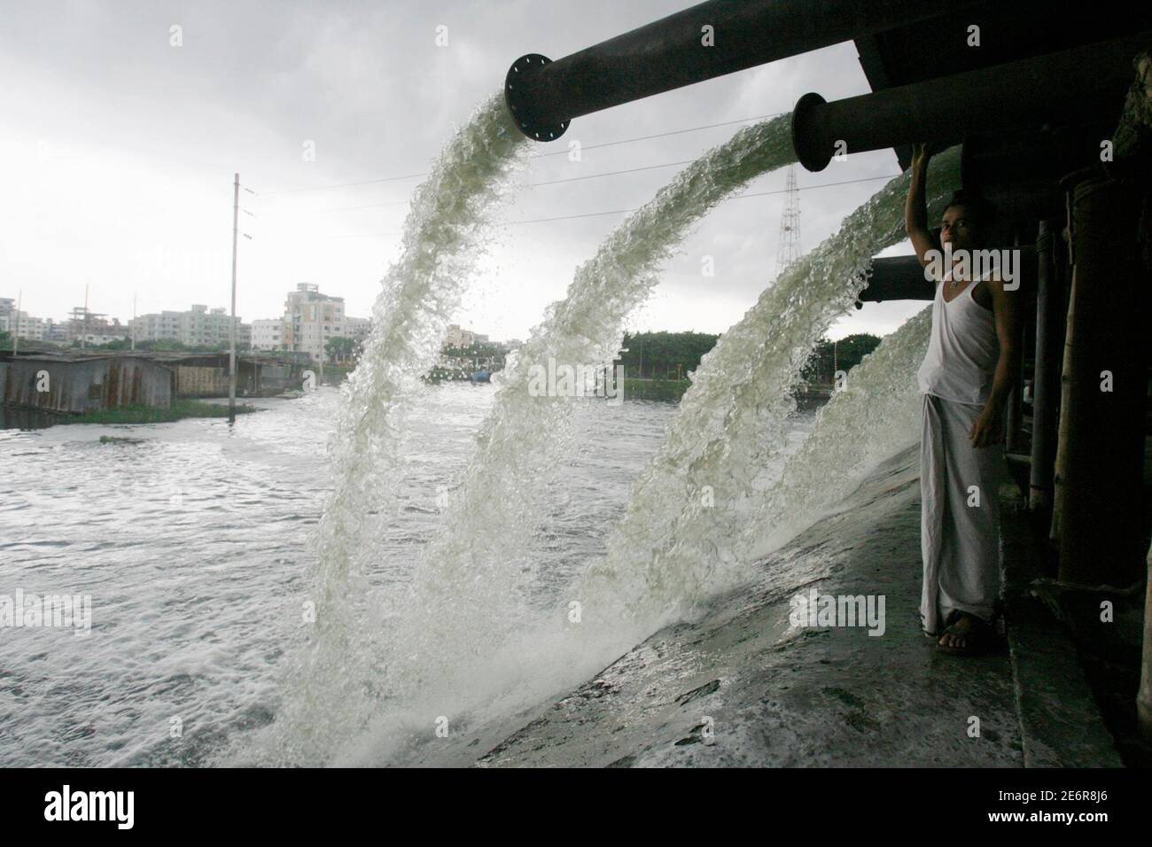 Bangladesh Flood 2007 High Resolution Stock Photography and Images - Alamy