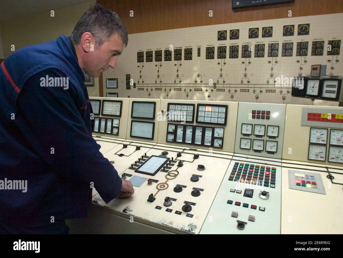 Hydroelectric power plant operator hi-res stock photography and images ...