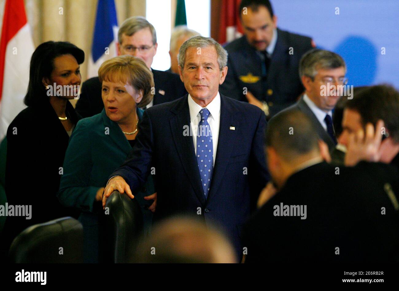 Vladimir angela putin merkel george bush hi-res stock photography and ...