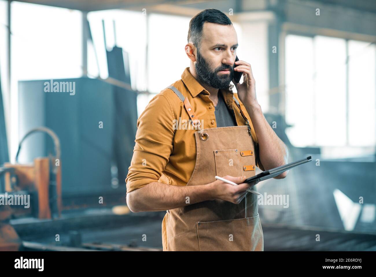 Mobile phone manufacturing hi-res stock photography and images - Alamy