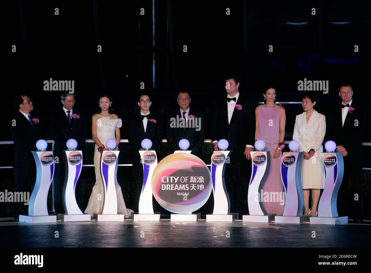 Crown packer hi-res stock photography and images - Alamy