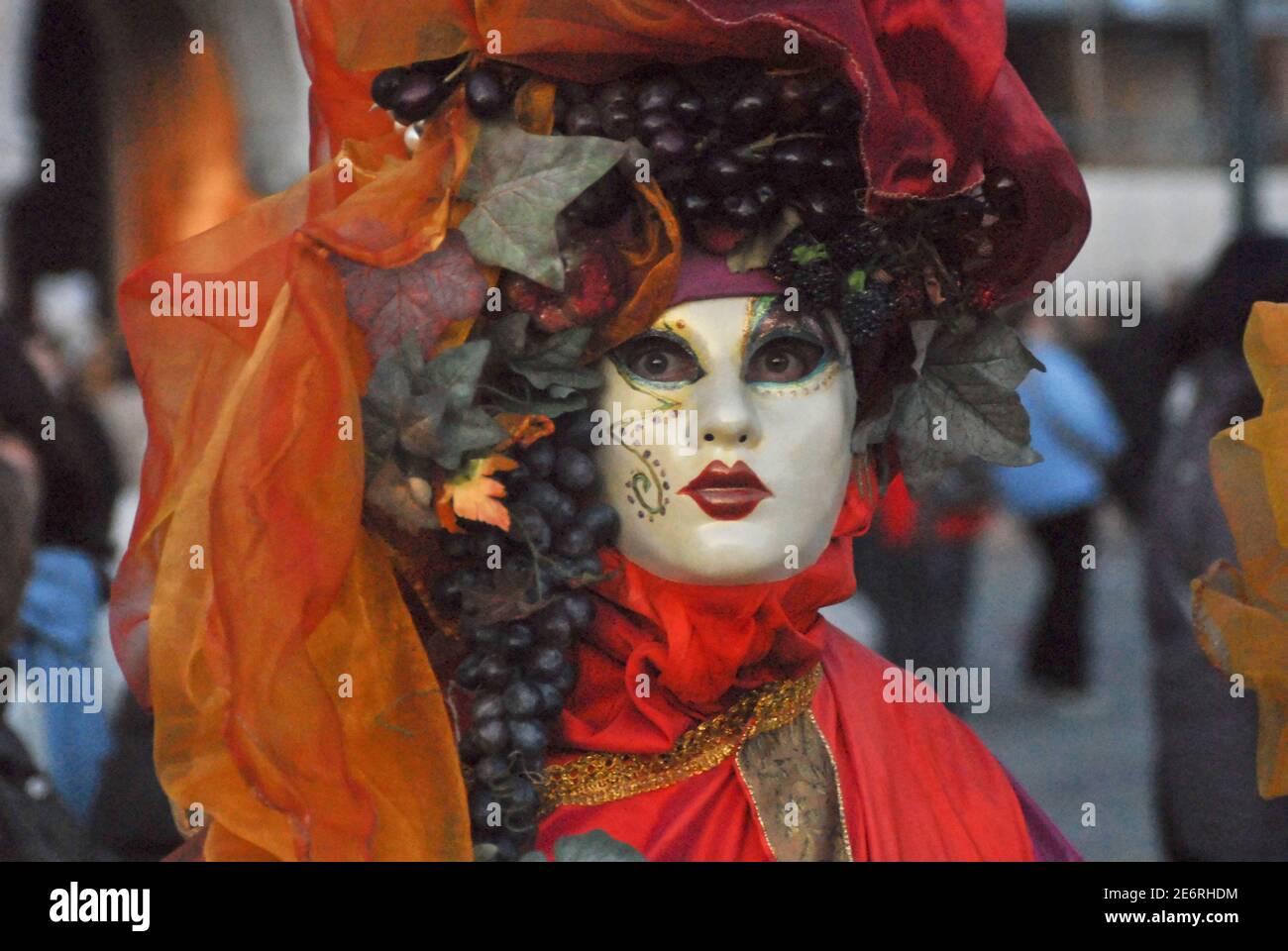Costumes at venice carnival hi-res stock photography and images - Alamy