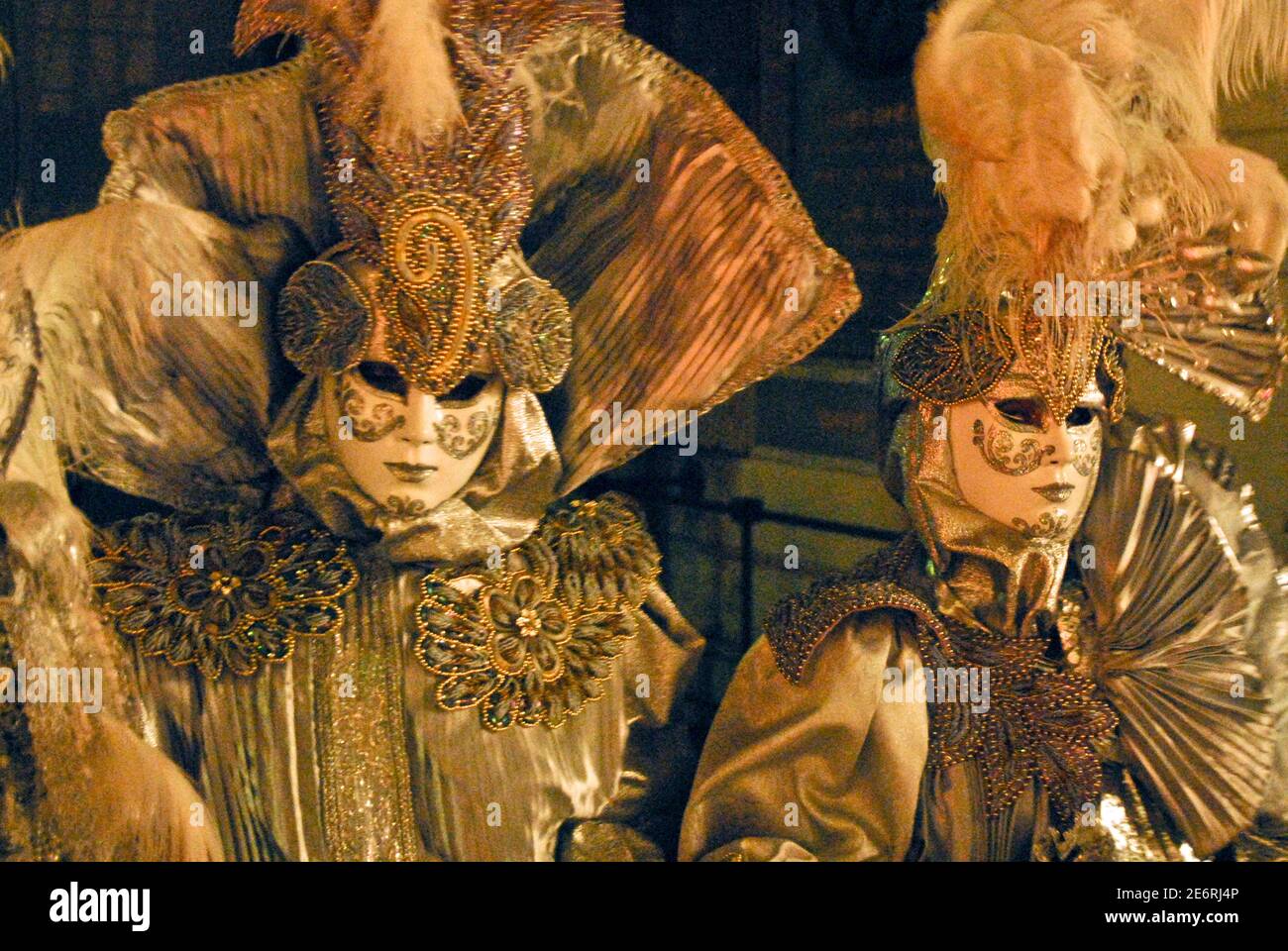 Costumes at venice carnival hi-res stock photography and images - Alamy