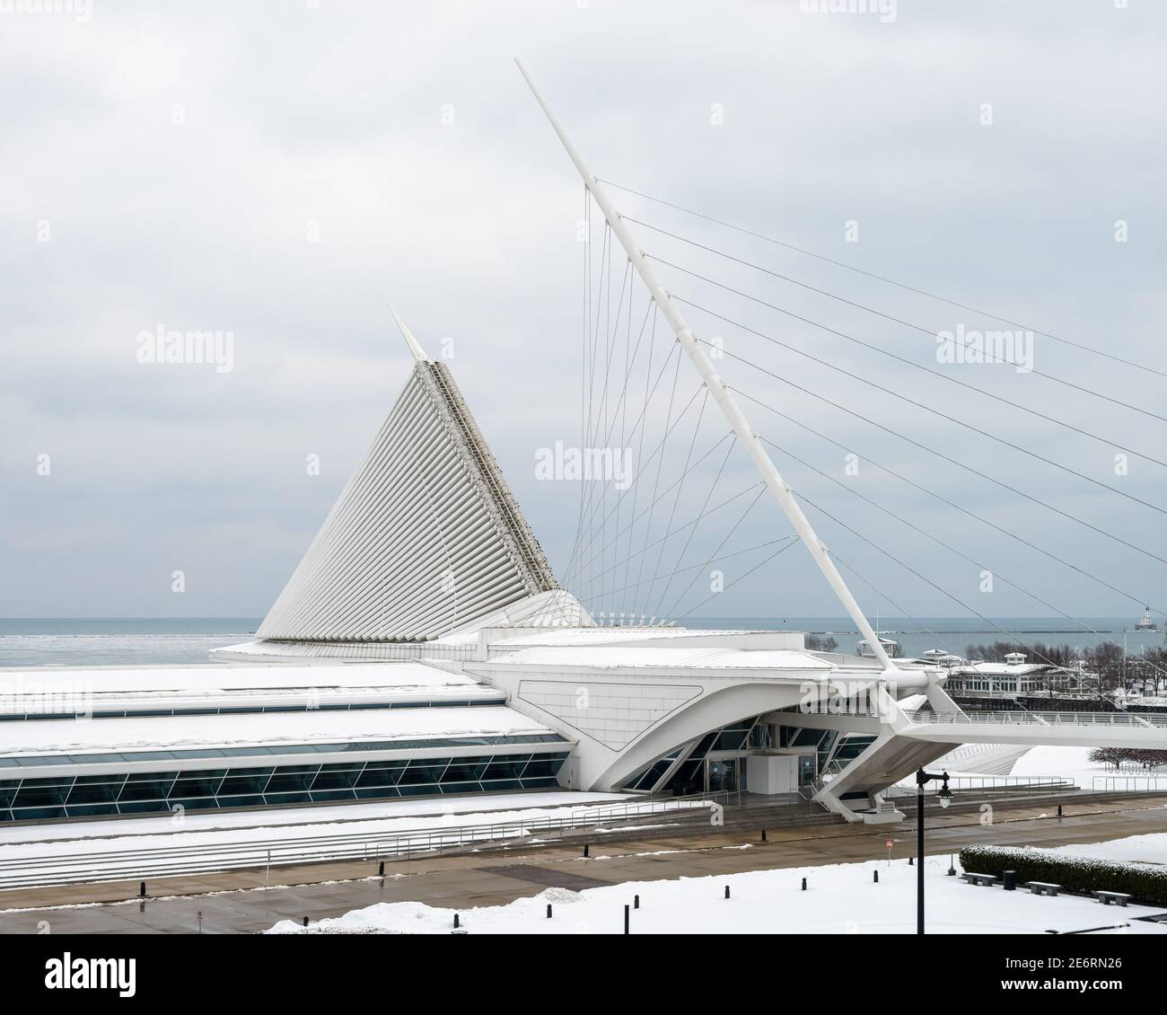 Milwaukee Art Museum designed by Santiago Calatrava Stock Photo - Alamy