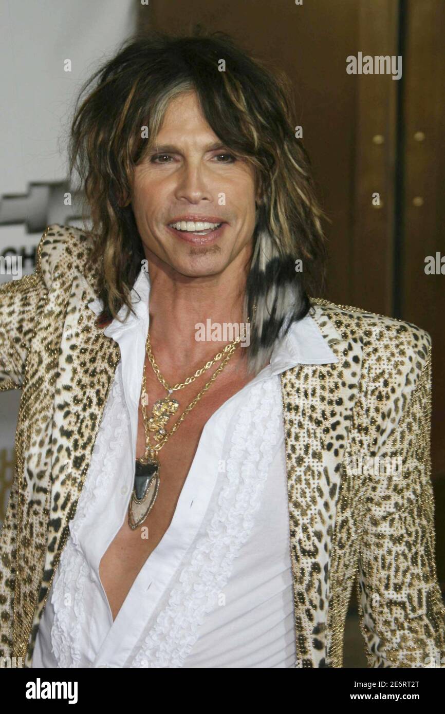 Steve tyler hi-res stock photography and images - Alamy