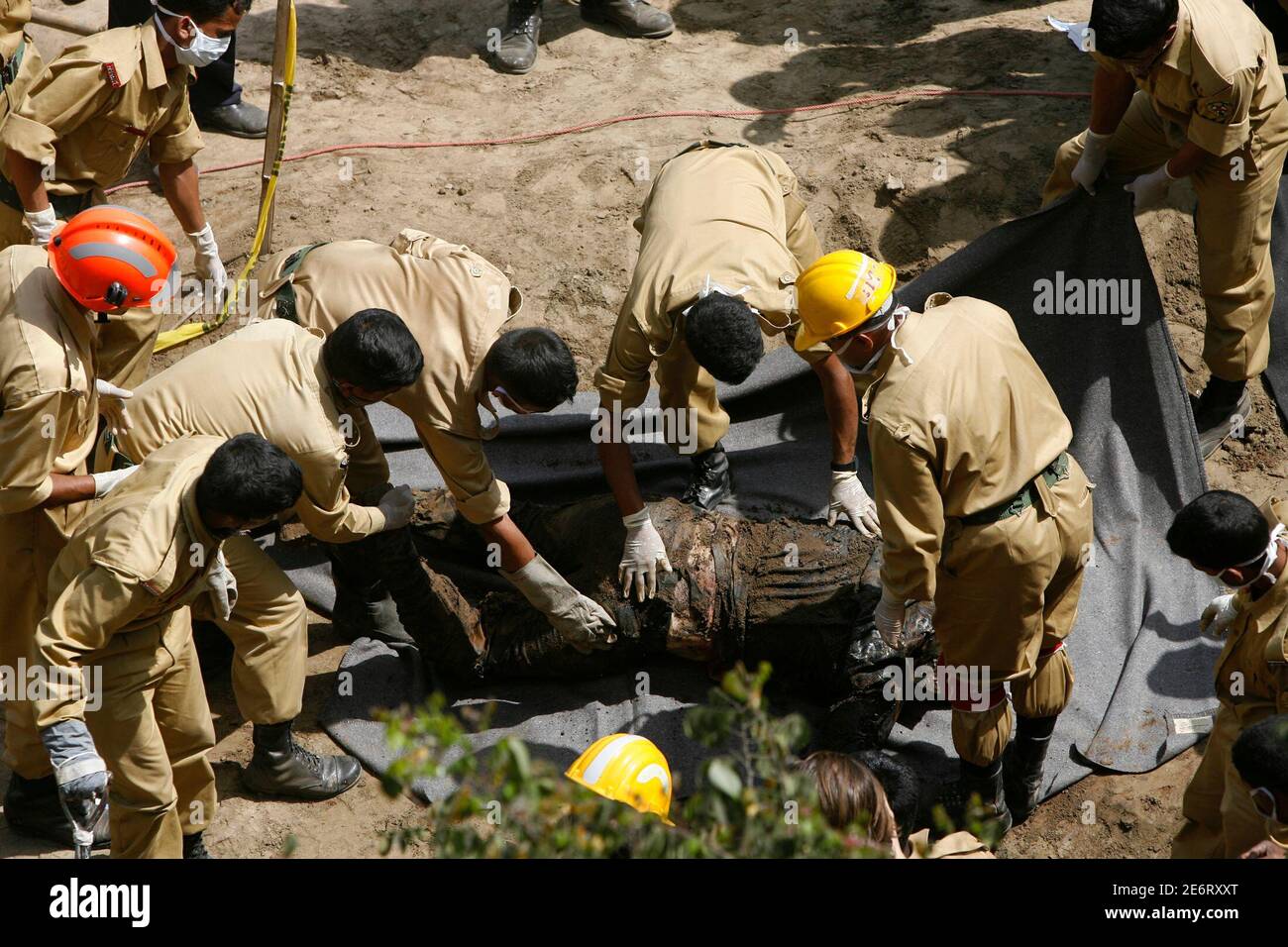 Killed graveyard body hi-res stock photography and images - Alamy