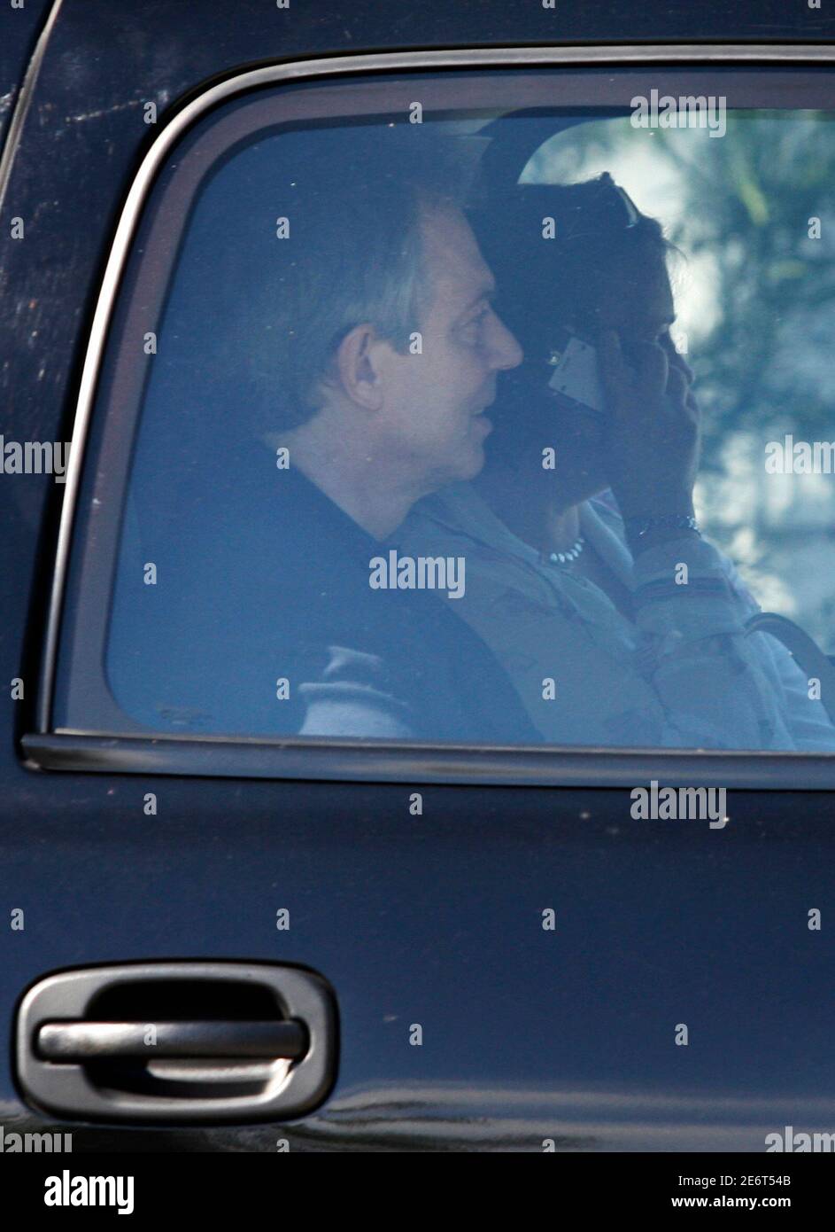 Robin gibb family hi-res stock photography and images - Alamy