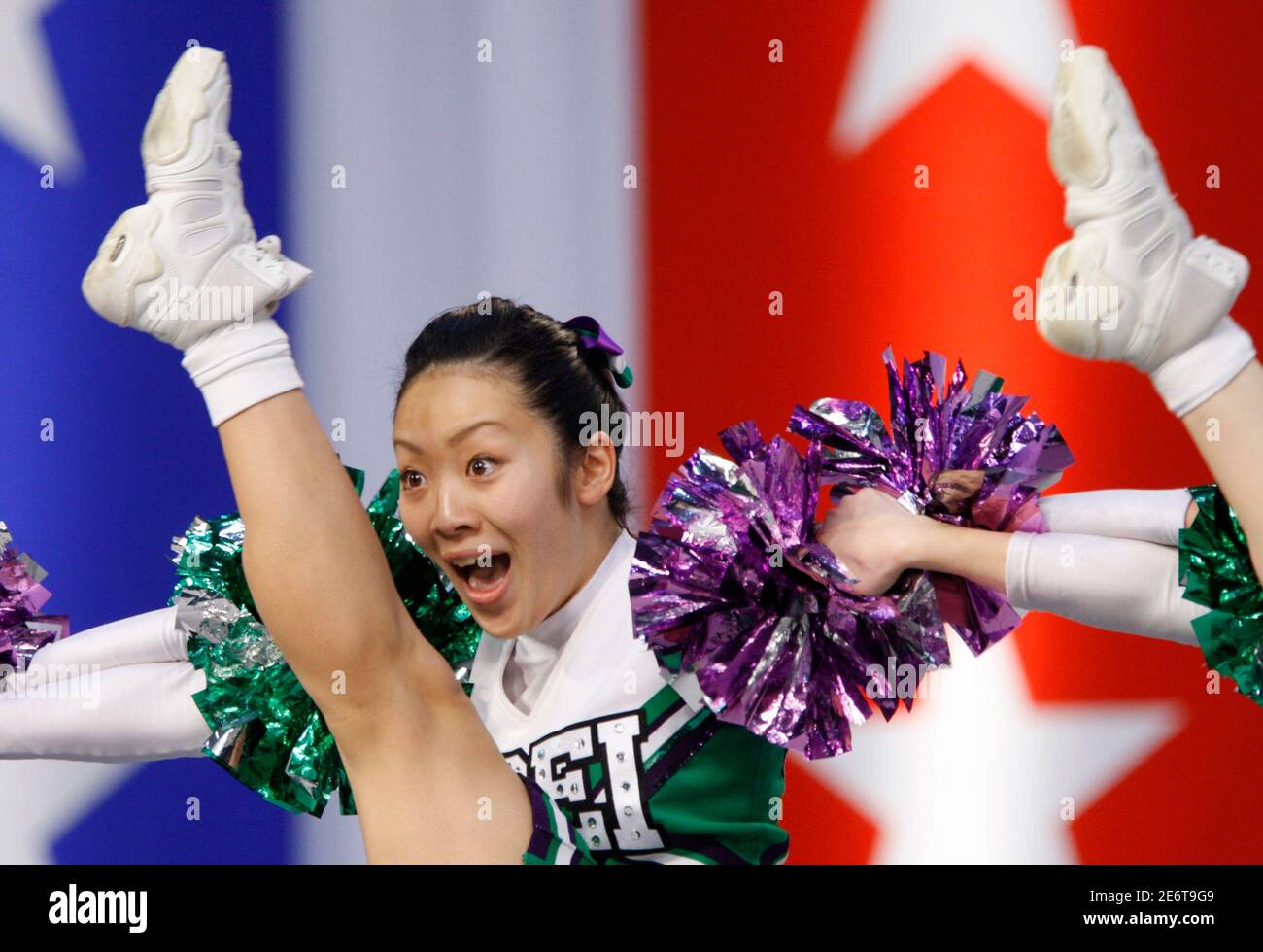 Japan high school dance hi-res stock photography and images - Alamy