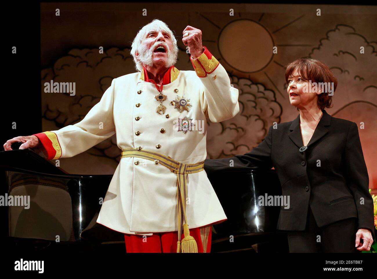 Austrian dutch singer hi-res stock photography and images - Alamy